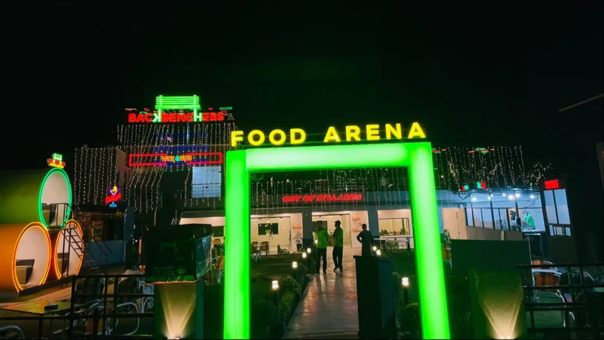 Backbenchers Food Arena Multan Menu, Reviews, Bank Card Deals ...